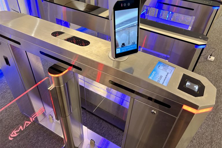 Best QR code card Reader for turnstile 2024 - MairsTurnstile